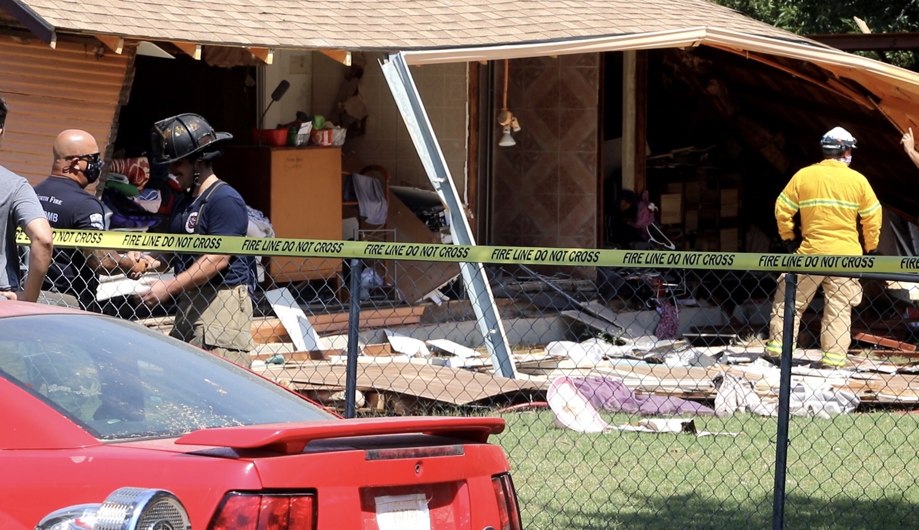 Resident airlifted to hospital after explosion at Fort Worth house ...