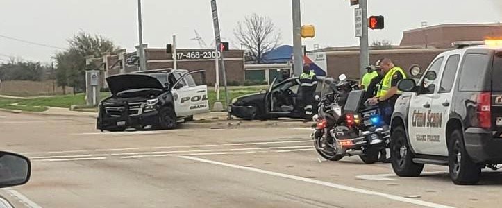 Grand Prairie officer hit by red light runner | DFW Scanner